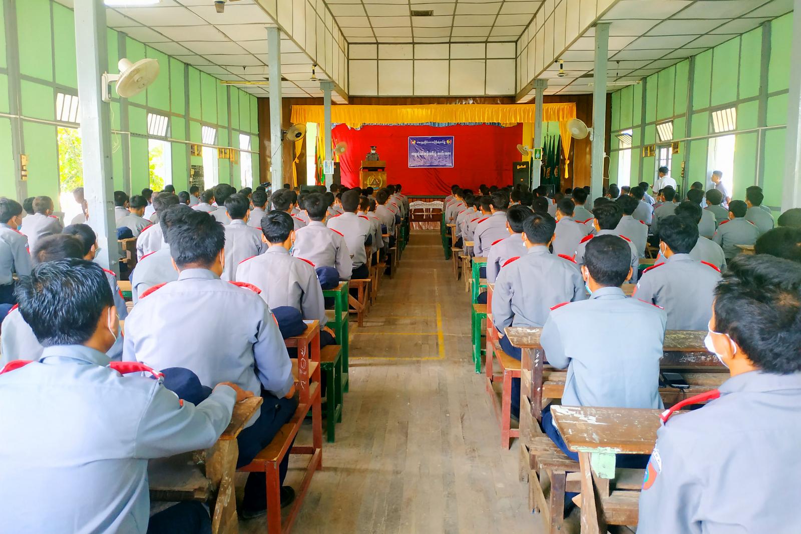 မကွေးတိုင်းဒေသကြီး မင်းဘူးမြို့တွင် မဲရုံလုံခြုံရေး အထူးရဲ သင်တန်းဆင်းပ